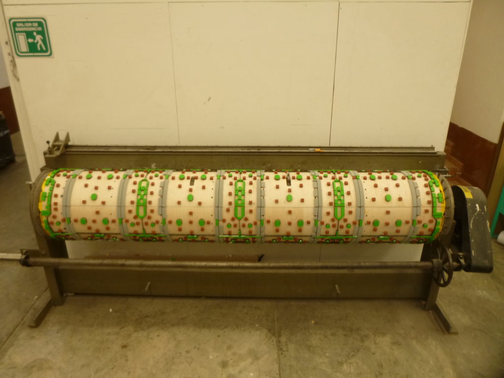 FABRICACIÓN DE SUAJES ROTATIVOS DIFERENTES DIAMETROS - SUAJES EXPRESS ...